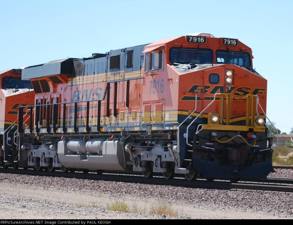 Close up shot of BNSF 7:16.